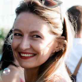 Mme Lucie Sarfati, Sage-femme à Vallauris : Prenez RDV en ligne - Doctolib
