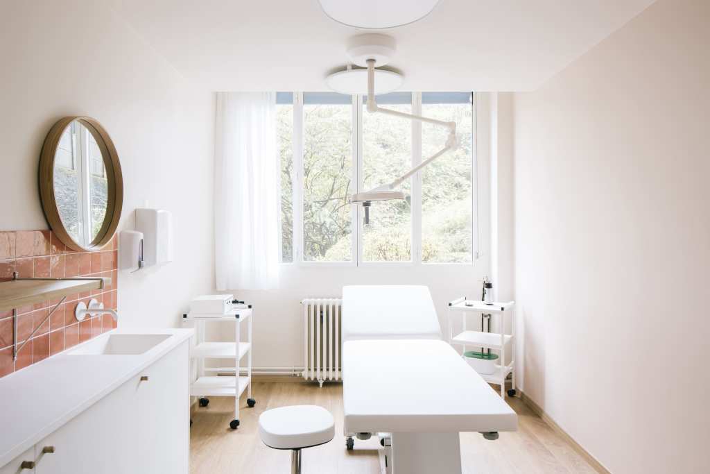 Dr Charles Cassius, Dermatologue et vénérologue à Paris - Doctolib