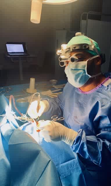 Dr Gabriel NIANGO, ORL - Chirurgien de la face et du cou à Paris - Doctolib