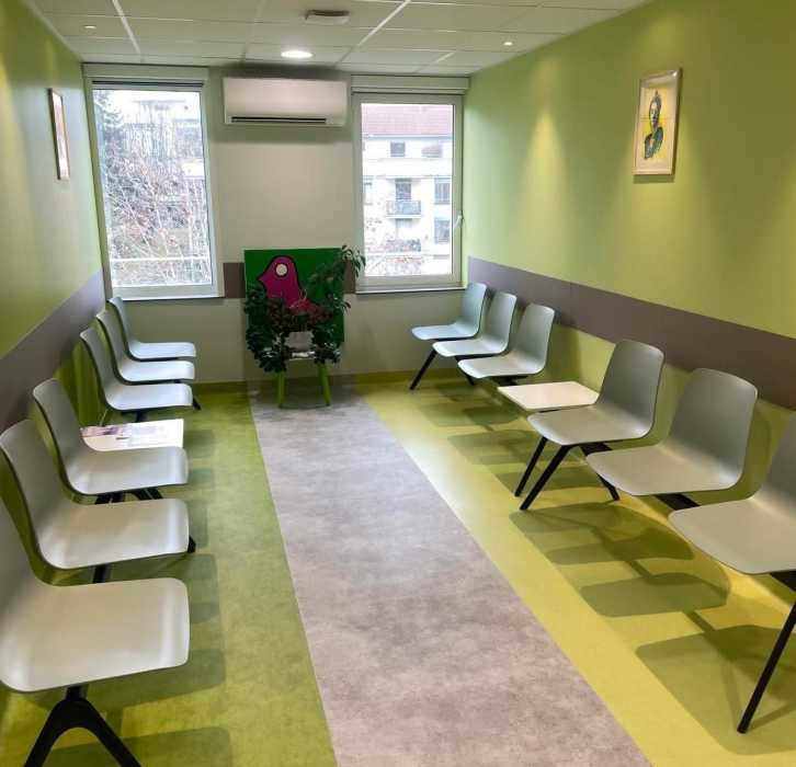 Dr Gaelle DEMAY LEGROS, Pédiatre à Voiron : Prenez RDV en ligne - Doctolib