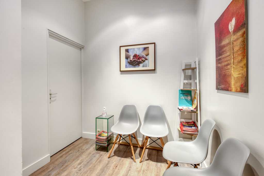 Mme Charlotte Sanson, Ostéopathe à Paris : Prenez rendez-vous en ligne ...