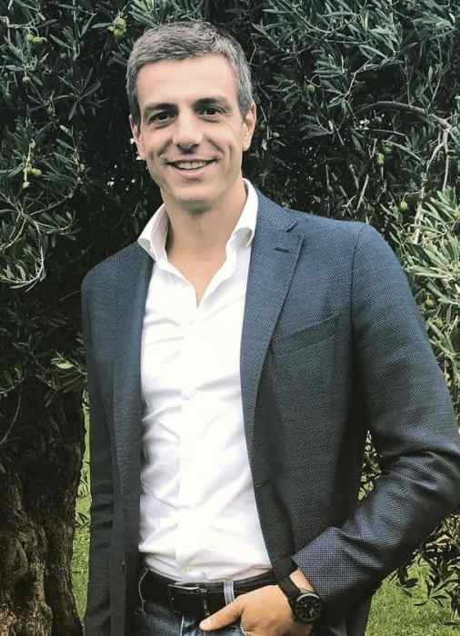 Dr Ettore MARZANO, Chirurgien viscéral et digestif à Istres, Port-de ...