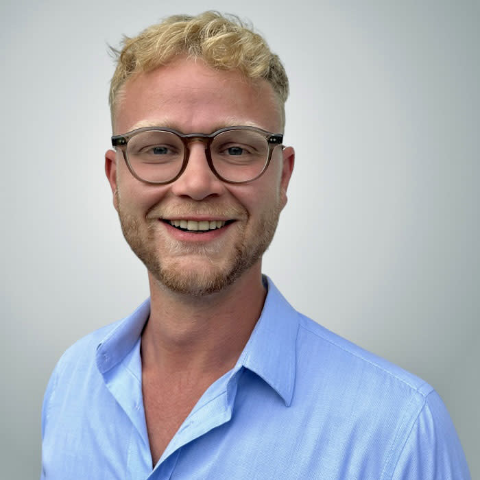 Simon Munch, Bewegungstherapeut in : Termin online buchen - Doctolib