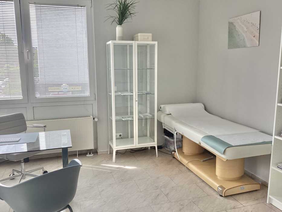 Hausarztpraxis Refrath Dipl.-Psych. Jenny Mennenga-Boos / Dr. Sarah ...