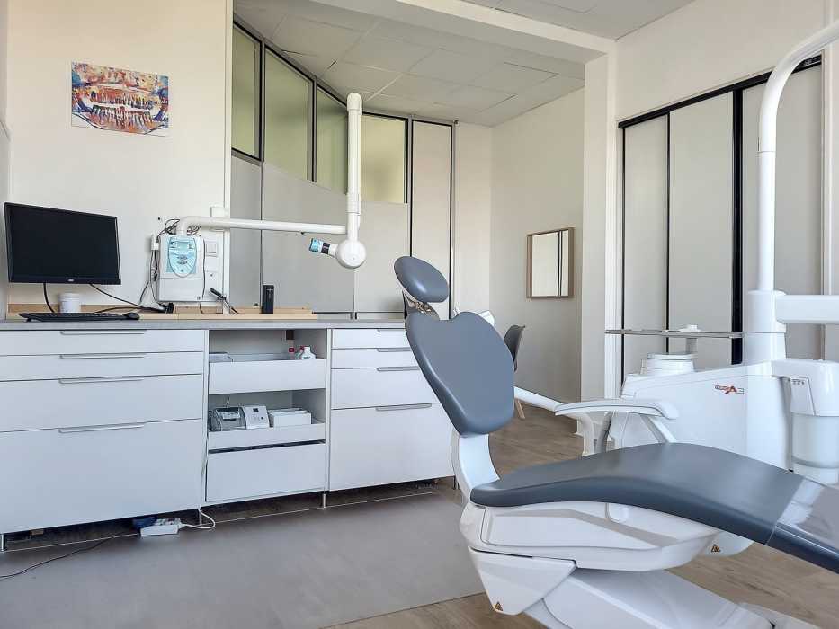 Dr Raphael Dzikowski, Chirurgien-dentiste à Dunkerque - Doctolib