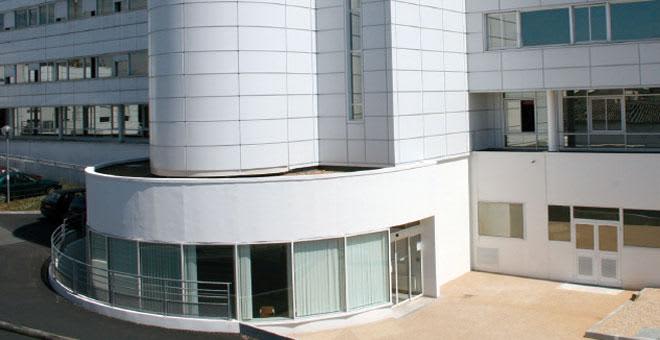 Dr Said Abid, Ophtalmologue à Niort : Prenez rendez-vous en ligne ...