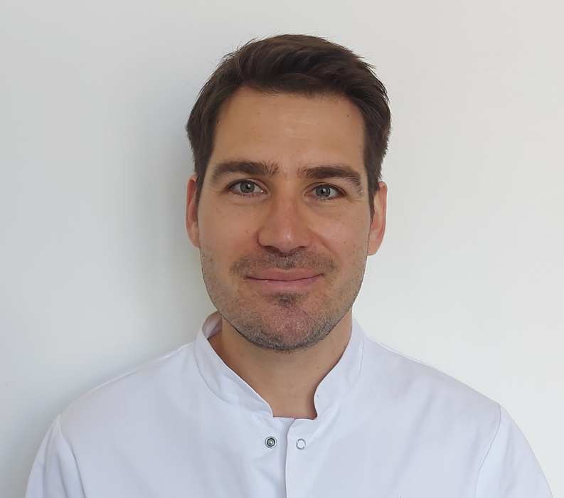 Dr Sebastien VANSTEENKISTE, Spécialiste en médecine physique et de réadaptation à Aix-en ...