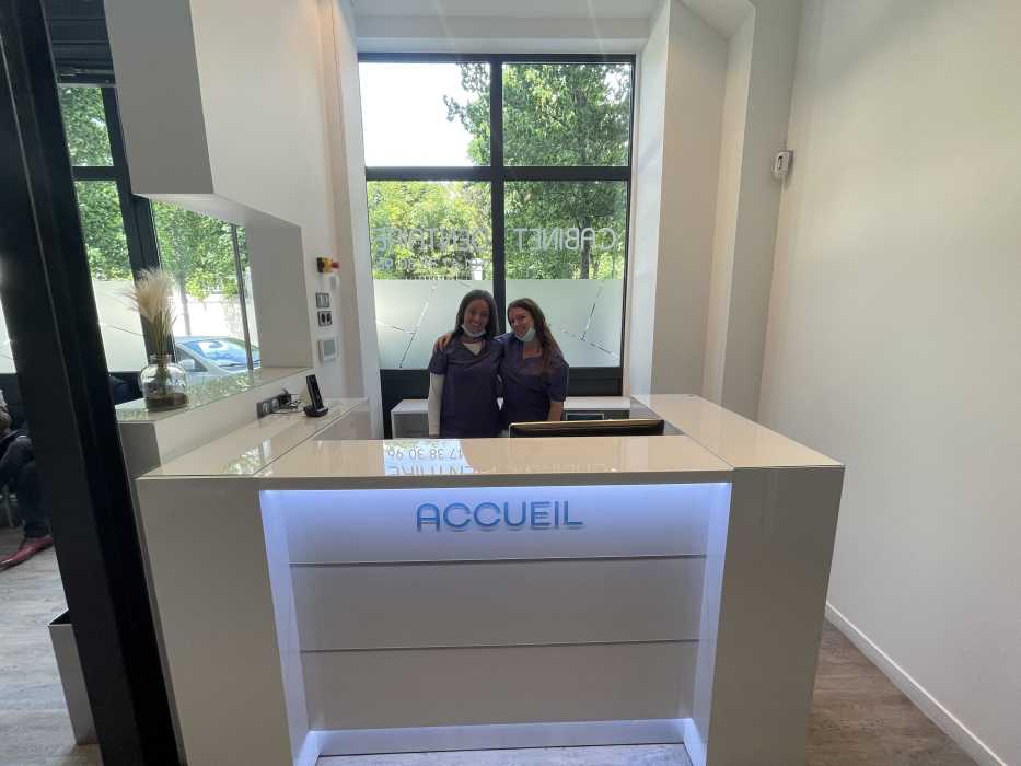 Dr Eric AMSELLEM, Chirurgien-dentiste à Neuilly-sur-Seine - Doctolib