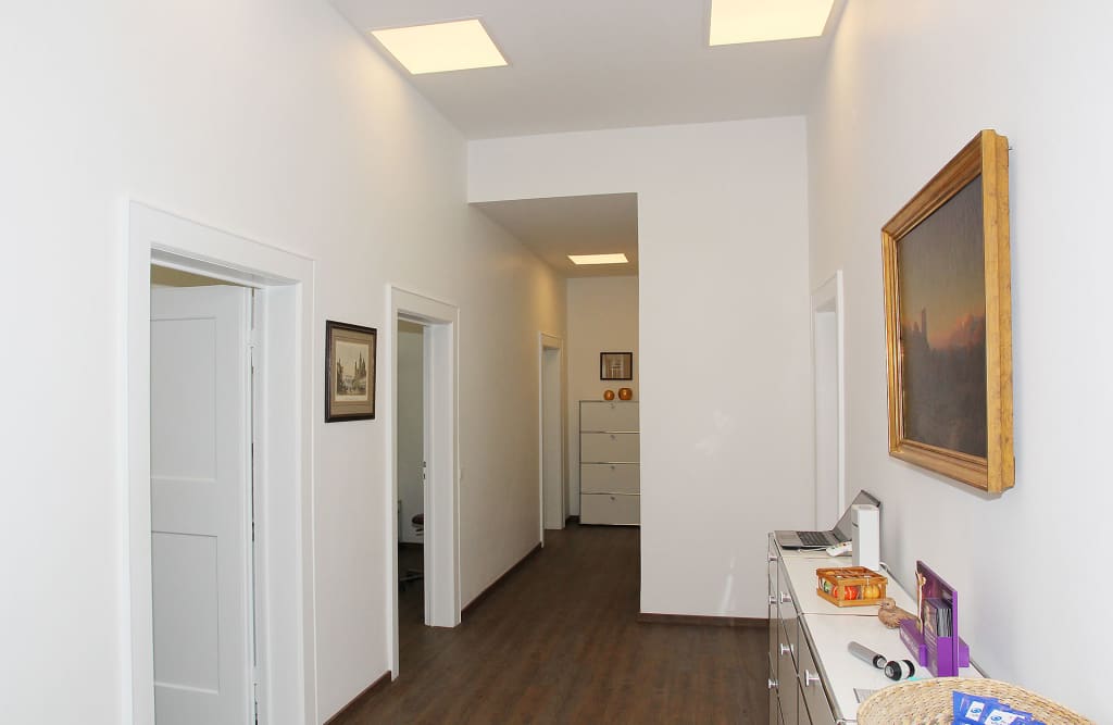 Herr Dr. med. Josef Pilz, Hautarzt / Dermatologe in München - Doctolib