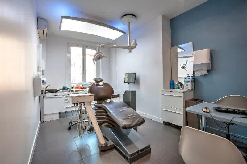 Dr Fabien MAURO, Chirurgien-dentiste à Paris : Prenez RDV en ligne ...