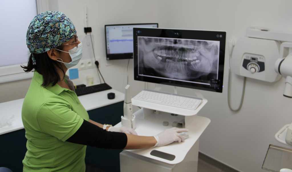 Dr Barbara BEDNARCZYK SCHNEIDER, Chirurgien-dentiste à Ars-Laquenexy ...