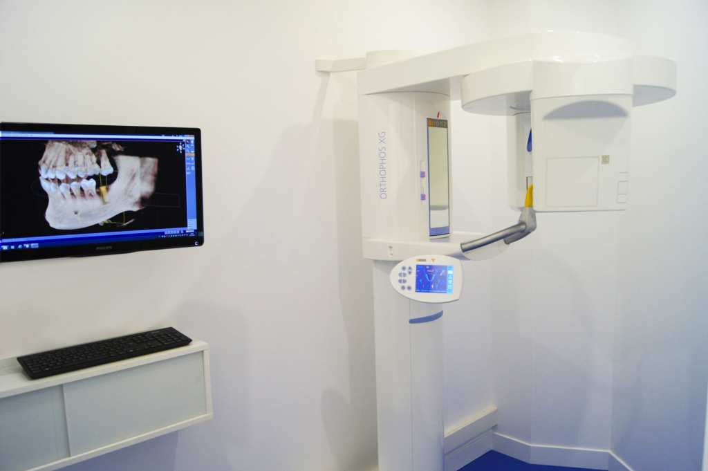 Dr Fiona HU, Chirurgien-dentiste à Paris : Prenez rendez-vous en ligne ...