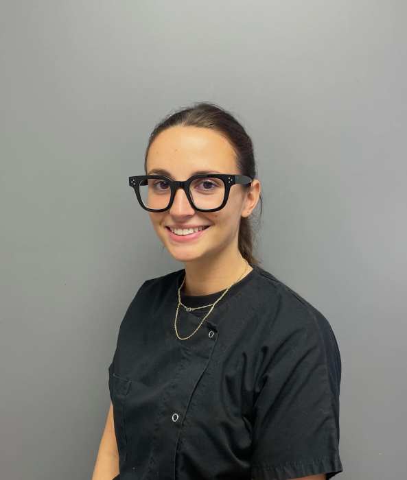 Dr Chloé Pierre, Chirurgien-dentiste à Saint-Cyr-l'École - Doctolib