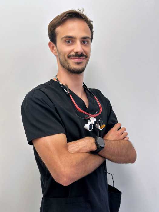 Dr Louis ROUX, Chirurgien-dentiste à Marseille : Prenez RDV en ligne ...