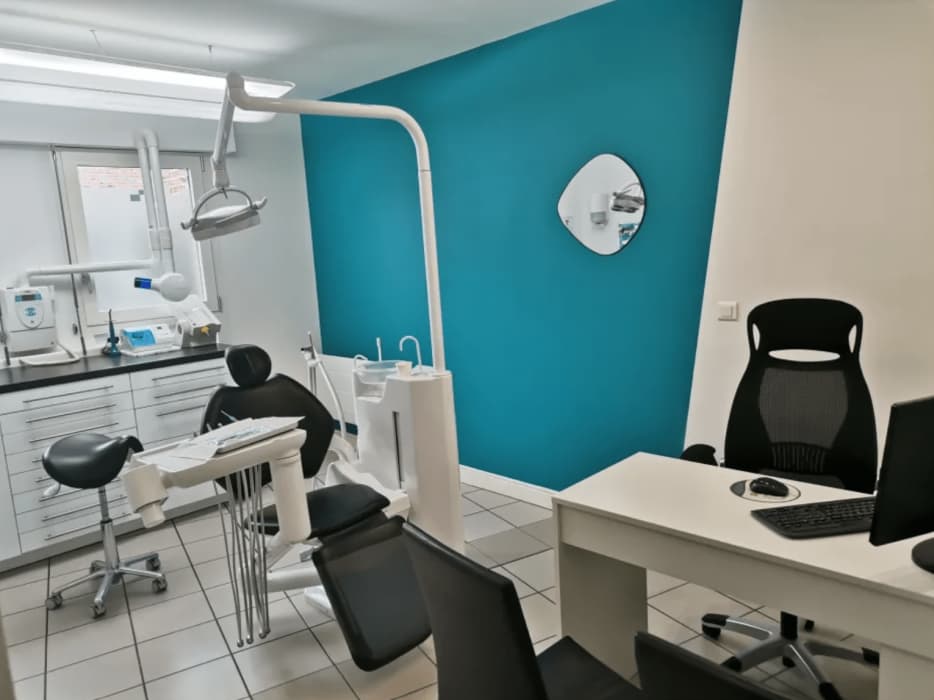 Dr Julie MERHEB, Chirurgien-dentiste à Wambrechies - Doctolib