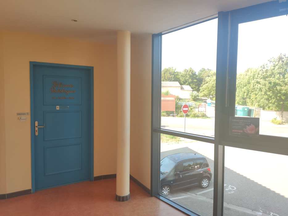 Sarah ALLOUCHE, Pédicure-podologue à Aouste-sur-Sye - Doctolib