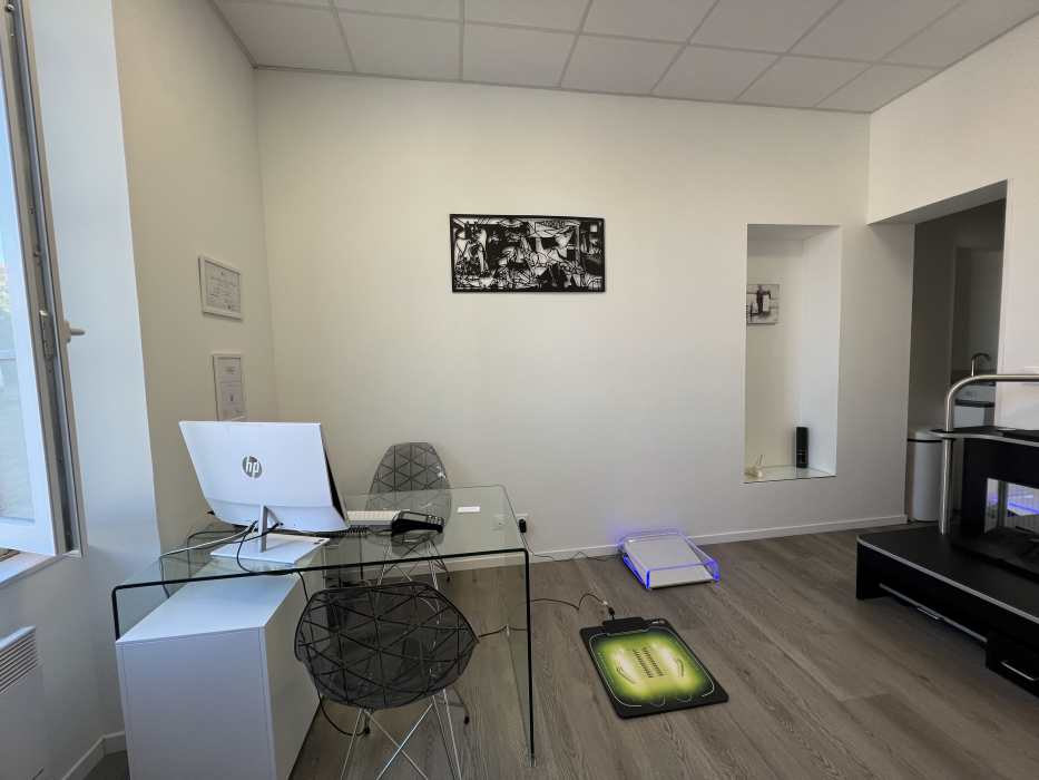 M. Benjamin BASSAW, Pédicure-podologue à Angoulême - Doctolib