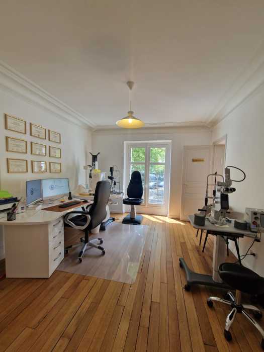 Dr Julien GOZLAN, Ophtalmologue à Paris : Prenez rendez-vous en ligne ...