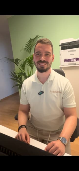 Herr Stefanos Offner, Physiotherapeut in Bremen : Online ...