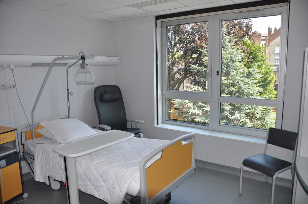 Dr Charles Edouard Thélu, Chirurgien orthopédiste et traumatologue à ...