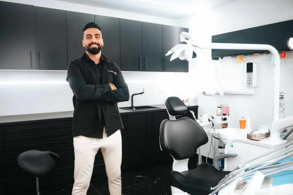 Dr Jamil CHOUKAIR, Chirurgien-dentiste à Paris : Prenez RDV en ligne ...