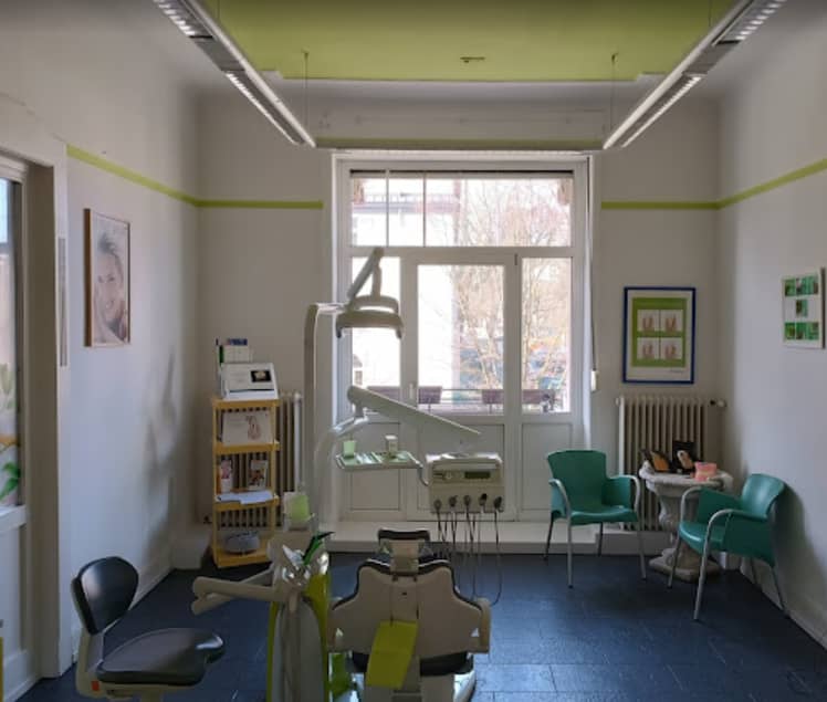 Zahnarztpraxis Mihaela Bujor, Einzelpraxis in Wiesbaden - Doctolib