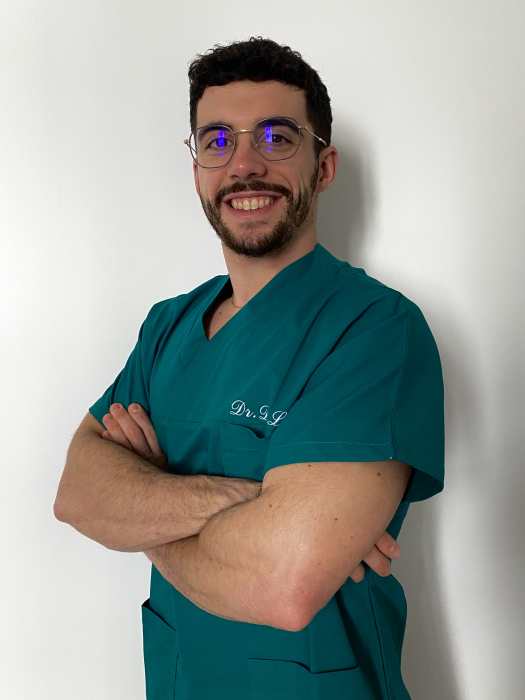 Dr Mirko Di Lecce, Chirurgien-dentiste à : Prenez rendez-vous en ligne ...