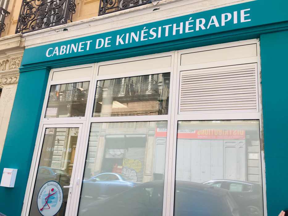 Pauline Recloux, Masseur-kinésithérapeute à Marseille Pauline Recloux, Masseur-kinésithérapeute à Marseille