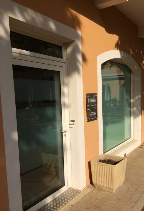 Dr Iris ALZIAR FERRACCI, Chirurgien-dentiste à Roquefort-les-Pins ...