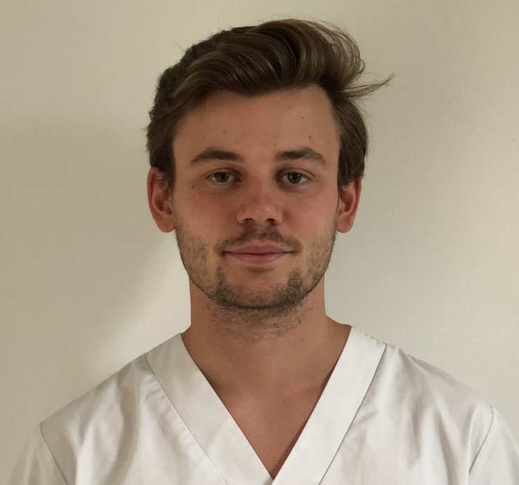 Dr Pierre Moisan, Chirurgien-dentiste à : Prenez rendez-vous en ligne ...