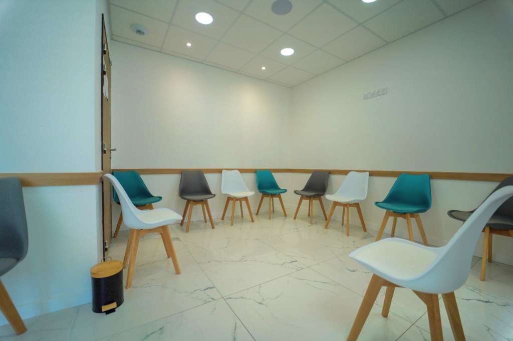 Dr Amin KHALDI, Chirurgien-dentiste à Frontignan : Prenez RDV en ligne ...