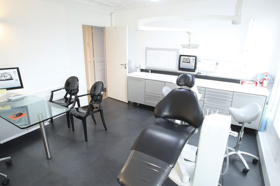 Cabinet dentaire - Dr.Joseph EID & Associés - Neuilly-Sur-Seine ...