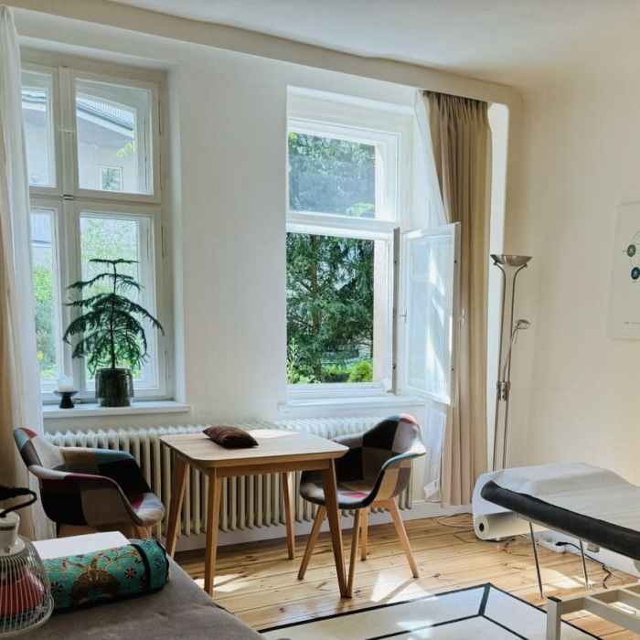 James Pan, Heilpraktiker in Berlin : Termin online buchen - Doctolib