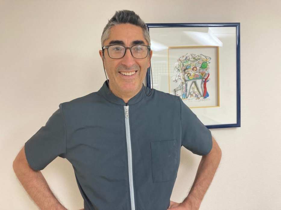 Dr Eric BENHAMOU, Chirurgien-dentiste à Verneuil-sur-Seine - Doctolib