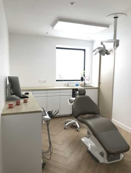 Dr Jade Molis, Chirurgien-dentiste à Bagneux, Montrouge - Doctolib