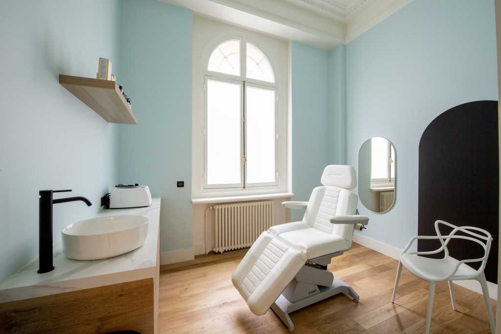 Dr Ralph ABBOU, Spécialiste en chirurgie plastique reconstructrice et ...