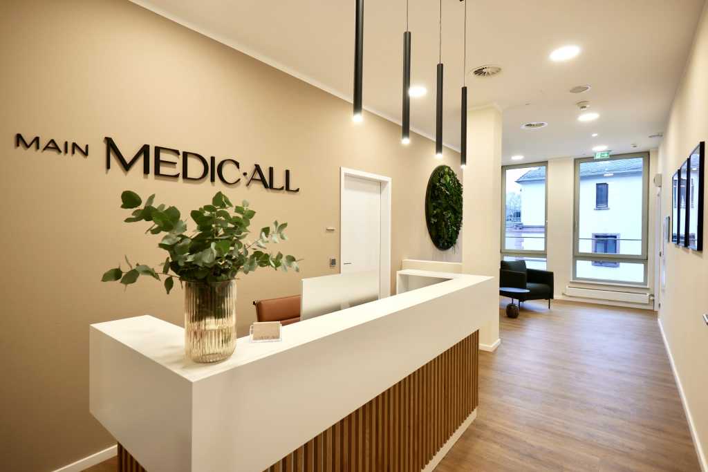 Frau Dr. Luisa Zabel, Gastroenterologe in Frankfurt am Main - Doctolib