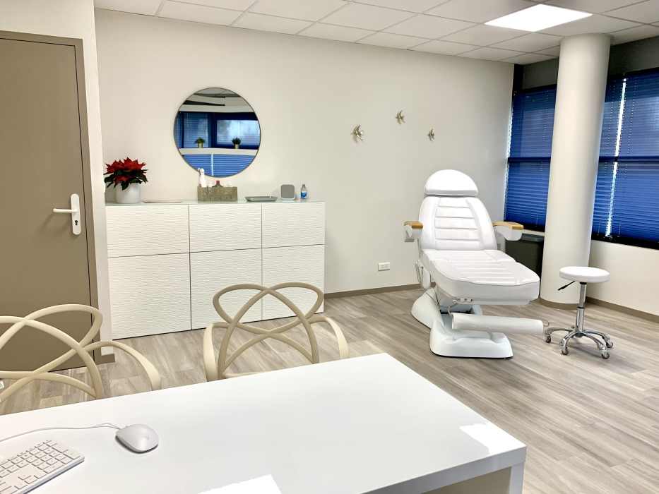 Athena Laser - Cabinet médical laser et esthétique Caen, Centre laser ...