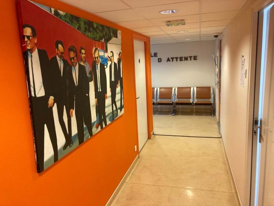 Dr Eric BENHAMOU, Chirurgien-dentiste à Verneuil-sur-Seine - Doctolib