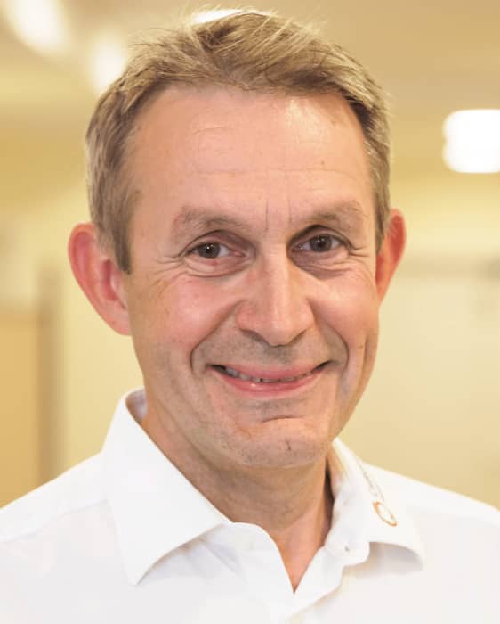 Herr Dr. med. Berngar von Landenberg, Allgemeinchirurg in Mannheim ...