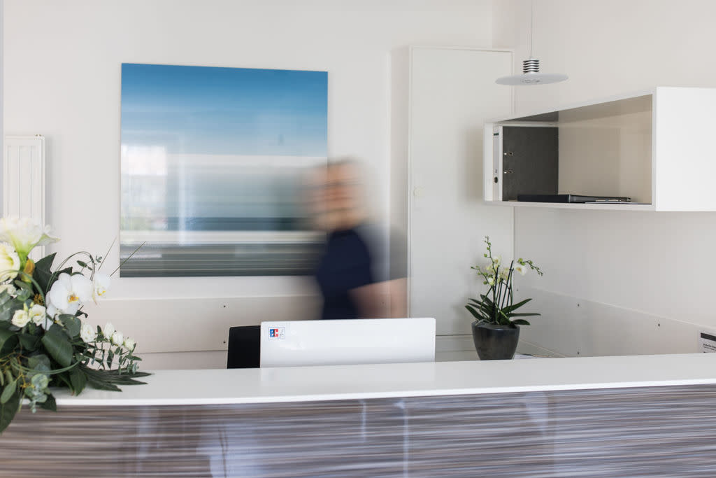 Frau Elena Schmieder, Zahnarzt in München - Doctolib