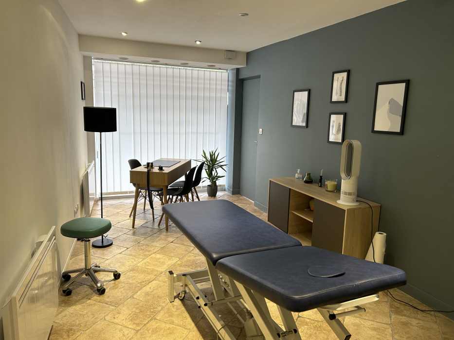 Louis Delisle, Ostéopathe à Marnaz : Prenez rendez-vous en ligne - Doctolib