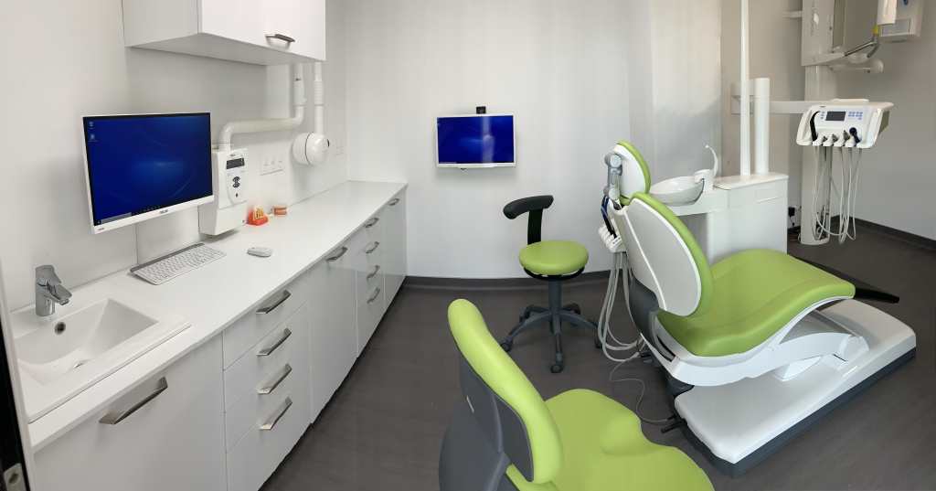 Dr Emilie GUEZ, Chirurgien-dentiste à Antibes : Prenez RDV en ligne ...