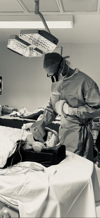 Dr Nicolas Gibert, Chirurgien orthopédiste et traumatologue à Arnas ...