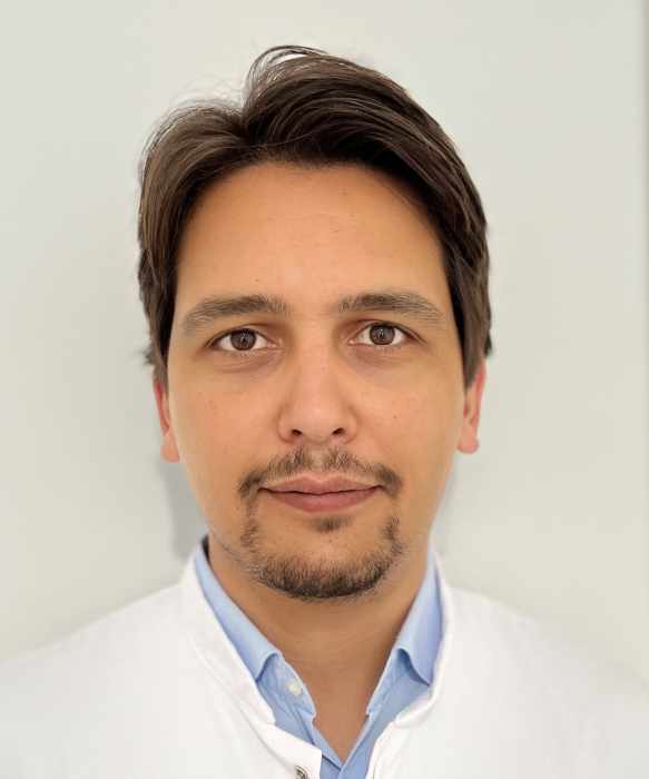 Dr Wael BEN FADHEL, Chirurgien orthopédiste et traumatologue à Orsay ...