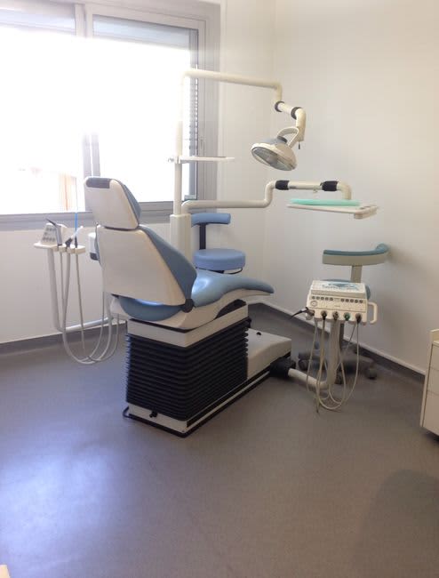 Dr Philippe Guedj, Chirurgien-dentiste à MARSEILLE, Marseille - Doctolib